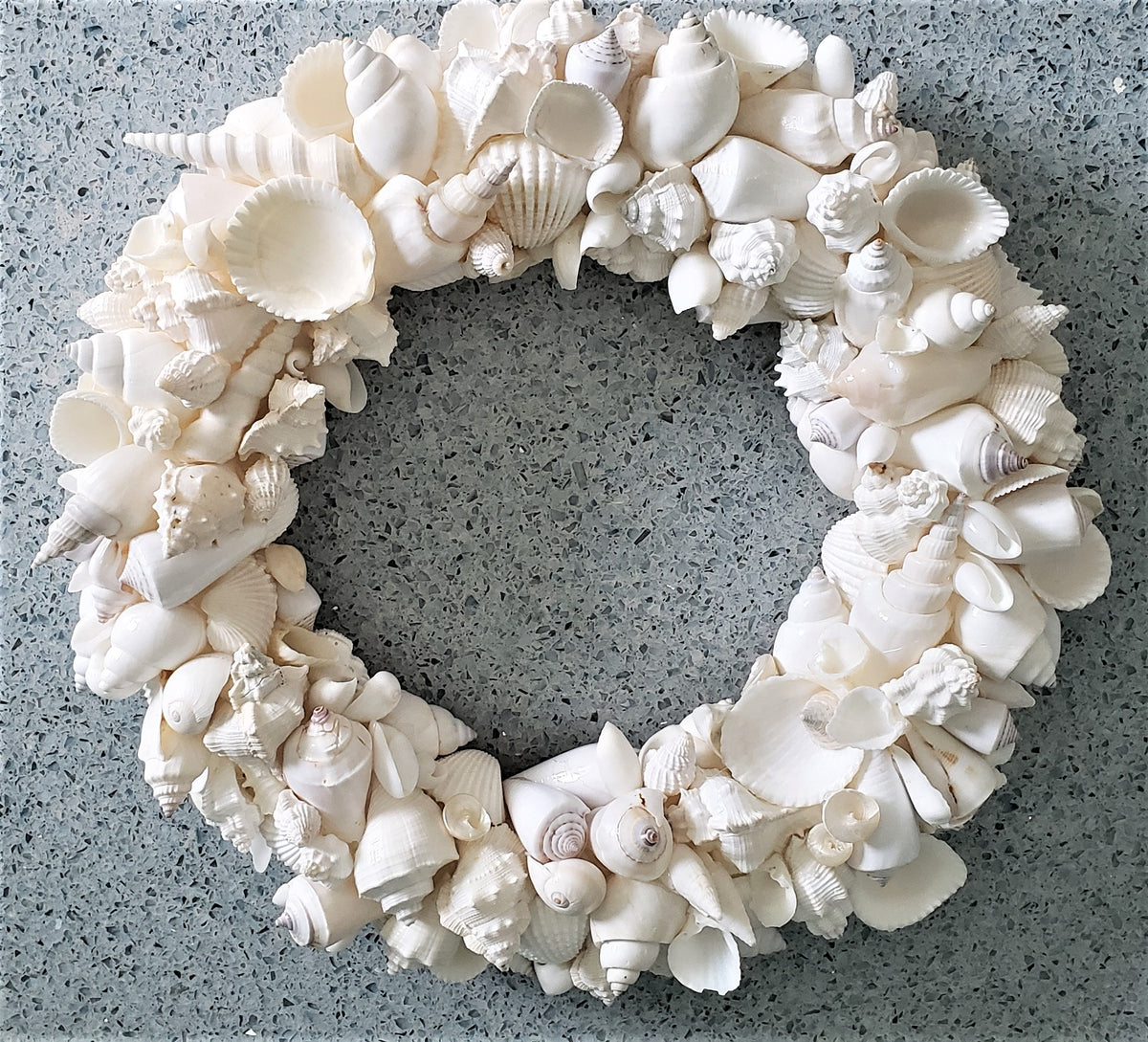 White Seashell Wreath Beach Decor, Coastal Nautical Decor Shell Wreath ...