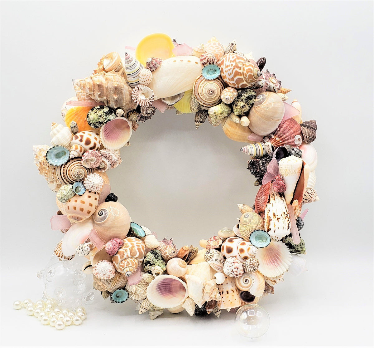 Beach Decor Seashell Wreath, Nautical Decor Shell Wreath w Sea Glass ...